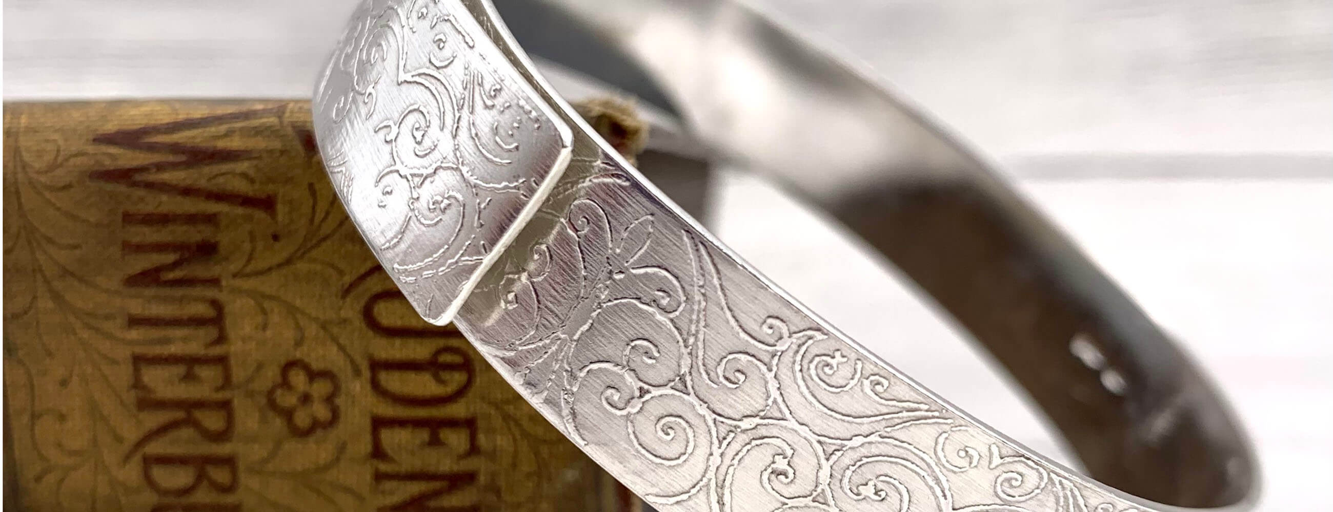 Buy Handcrafted British Jewellery | Gifts For Her - Ferrers Gallery